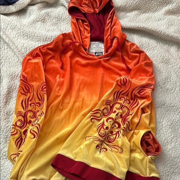 Her Universe | Tops | Euc Her Universe Star Wars Padme Orange And Red ...